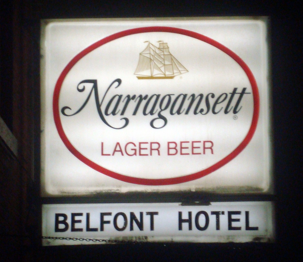 Narragansett, The Beer of New England – Popula